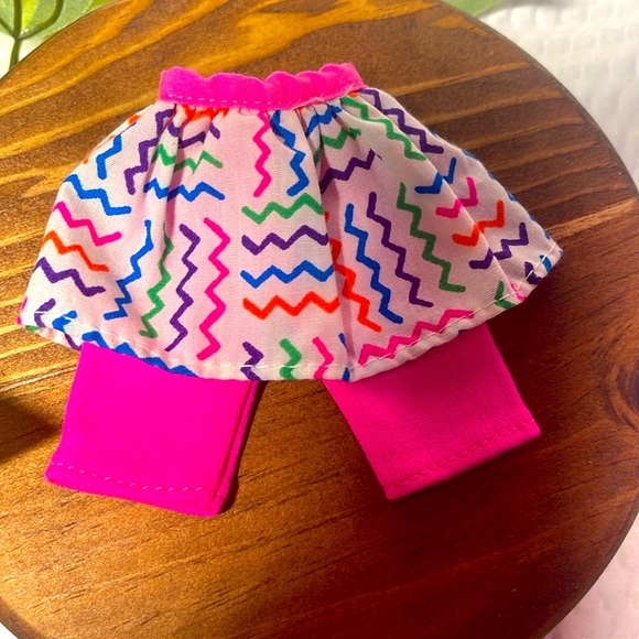 Barbie | Toys | Barbie Doll White Skort Colorful Neon Zigzag Pattern ...